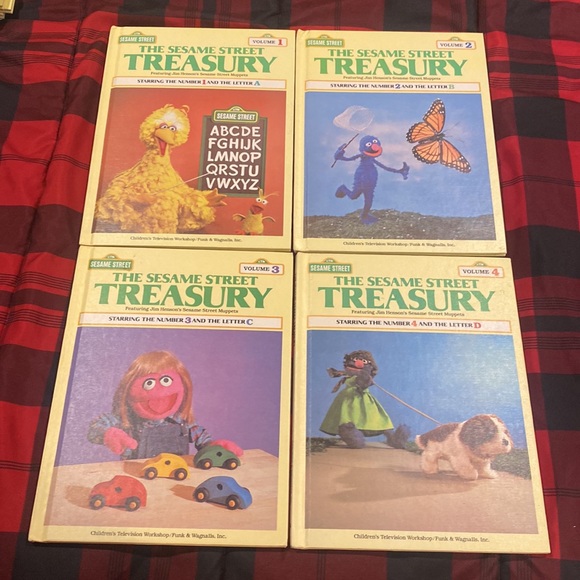 Sesame Street | Other | Vintage The Sesame Street Treasury 5 Book ...